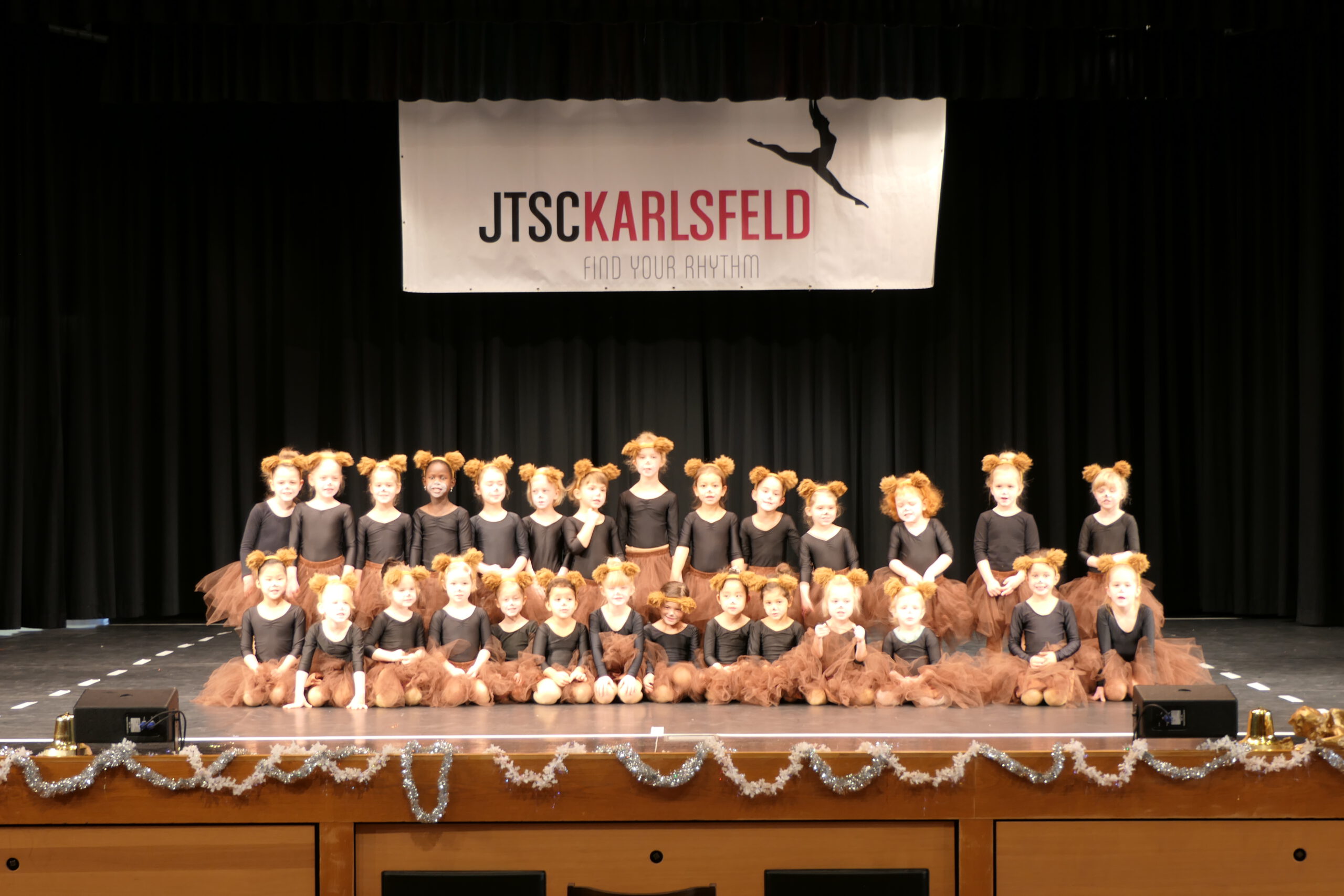 Entertaining Diamonds – 1. Karlsfelder Jugend-Tanz-Sport-Club